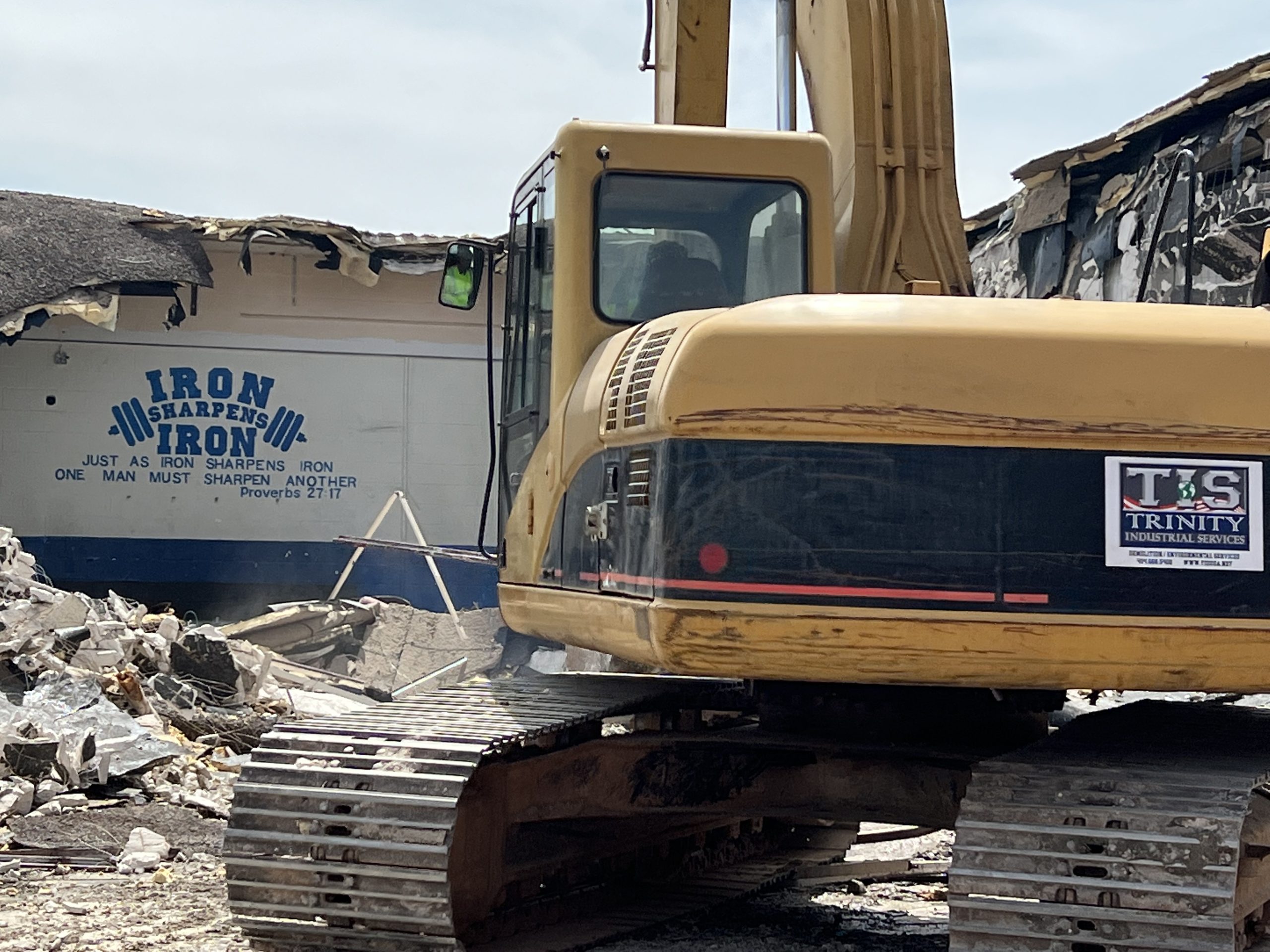 Demolition Safety: How Professionals Prevent Risks on the Job Site ...